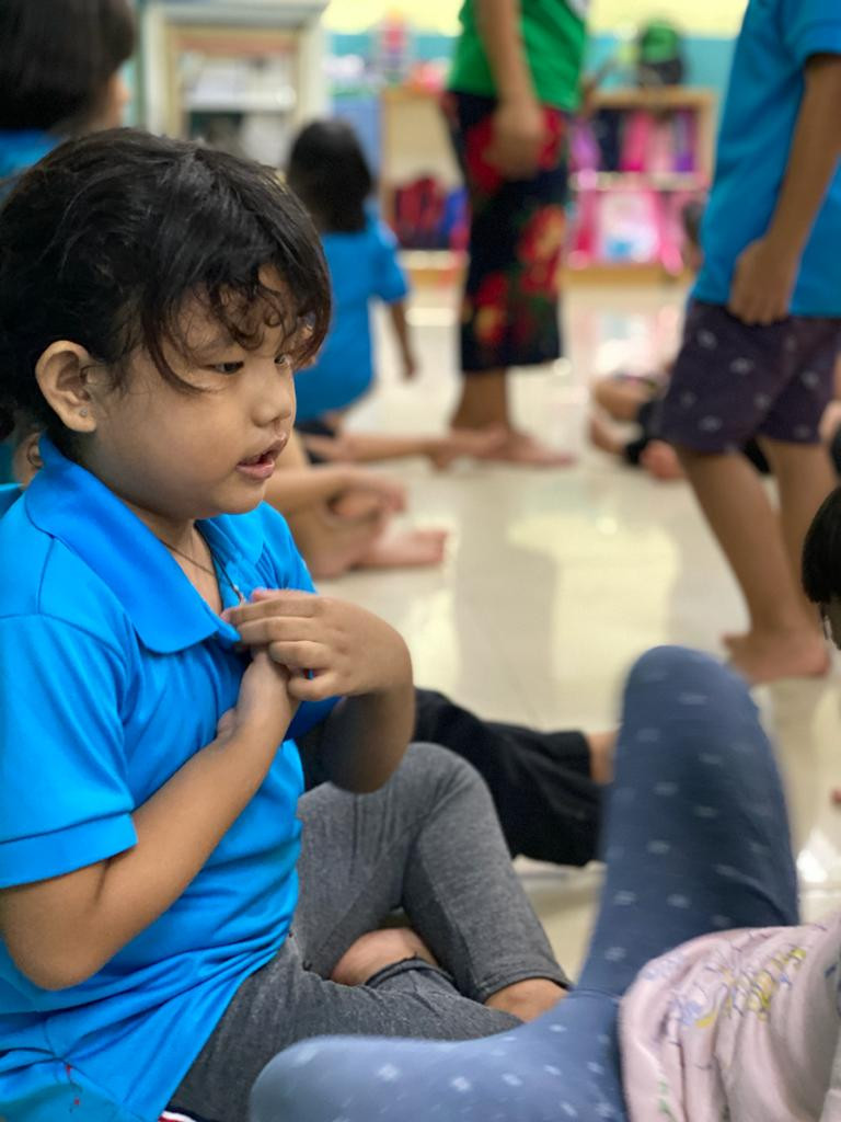 DIFFERENT COUNTRY SAME LAND - Missions - Sedunia